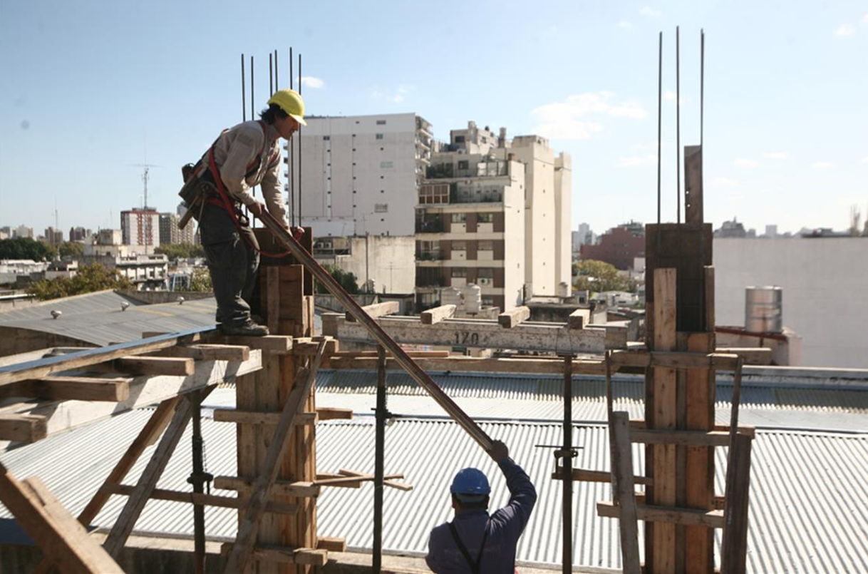 La actividad de la construcción se expandió un 14% en abril